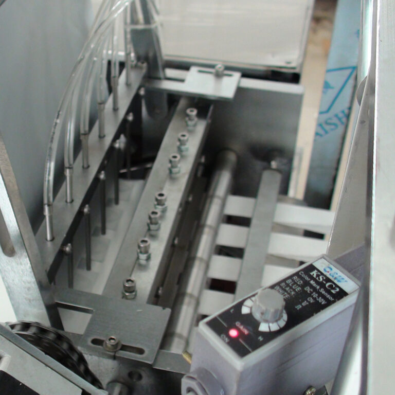 Efficient Alcohol pad making machine，alcohol pad machine