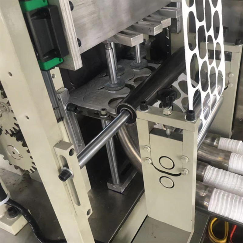 Efficient Round cotton pads machine,Cotton Pads Making Machine