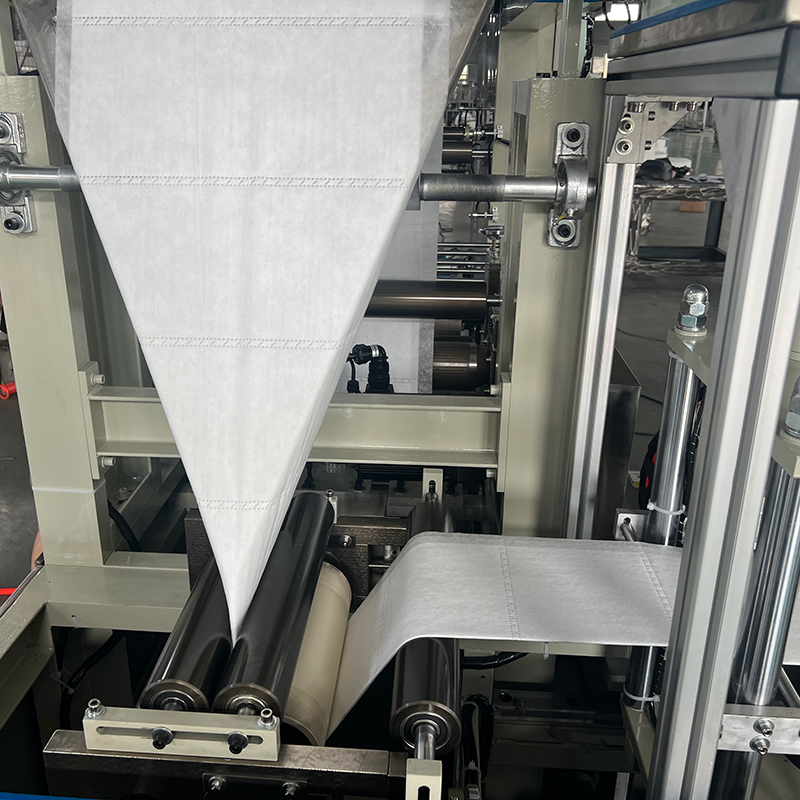 Unparalleled Dust bag machine,Nonwoven dust bag machine