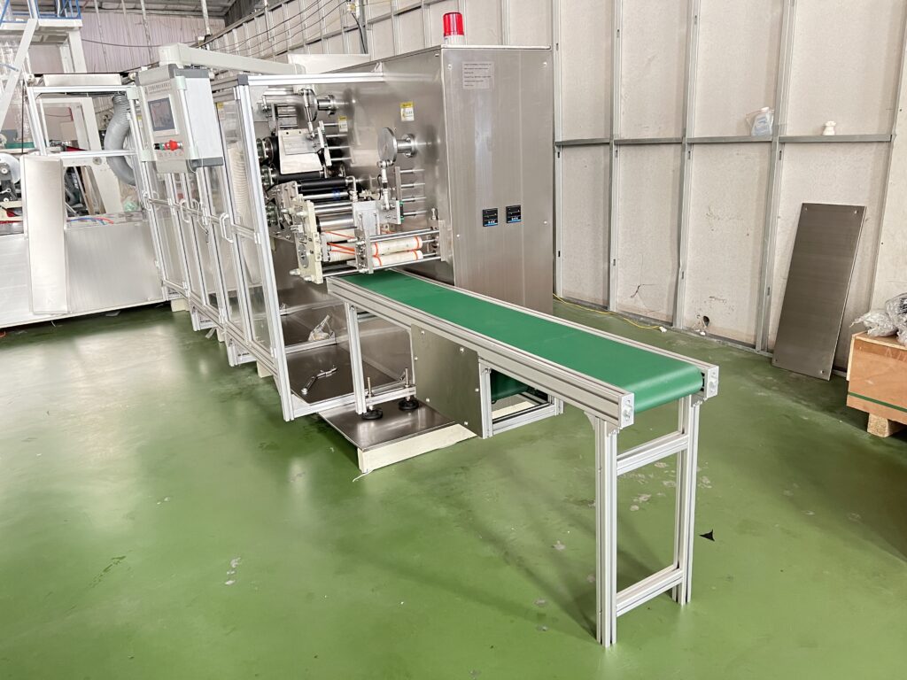 Innovative Non woven apron machine,disposable apron machine，Non Woven ...